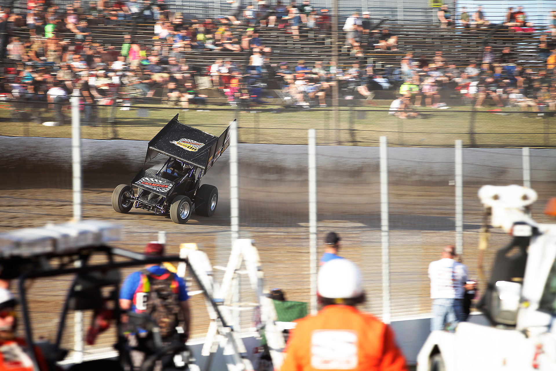 Trey Starks qualifying at Eldora